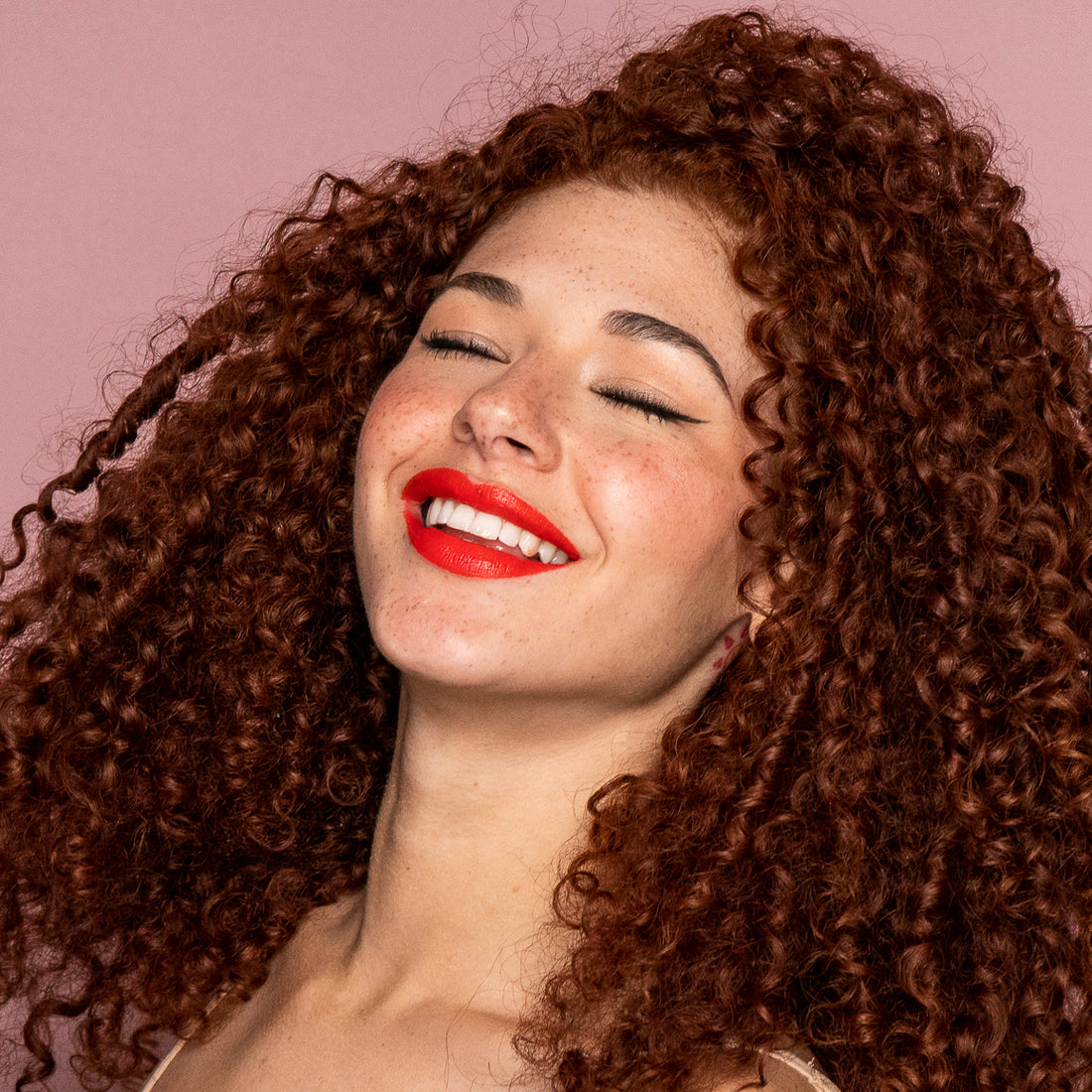 05 Violet Mousse – Pink Nude Lipstick – Karen Murrell